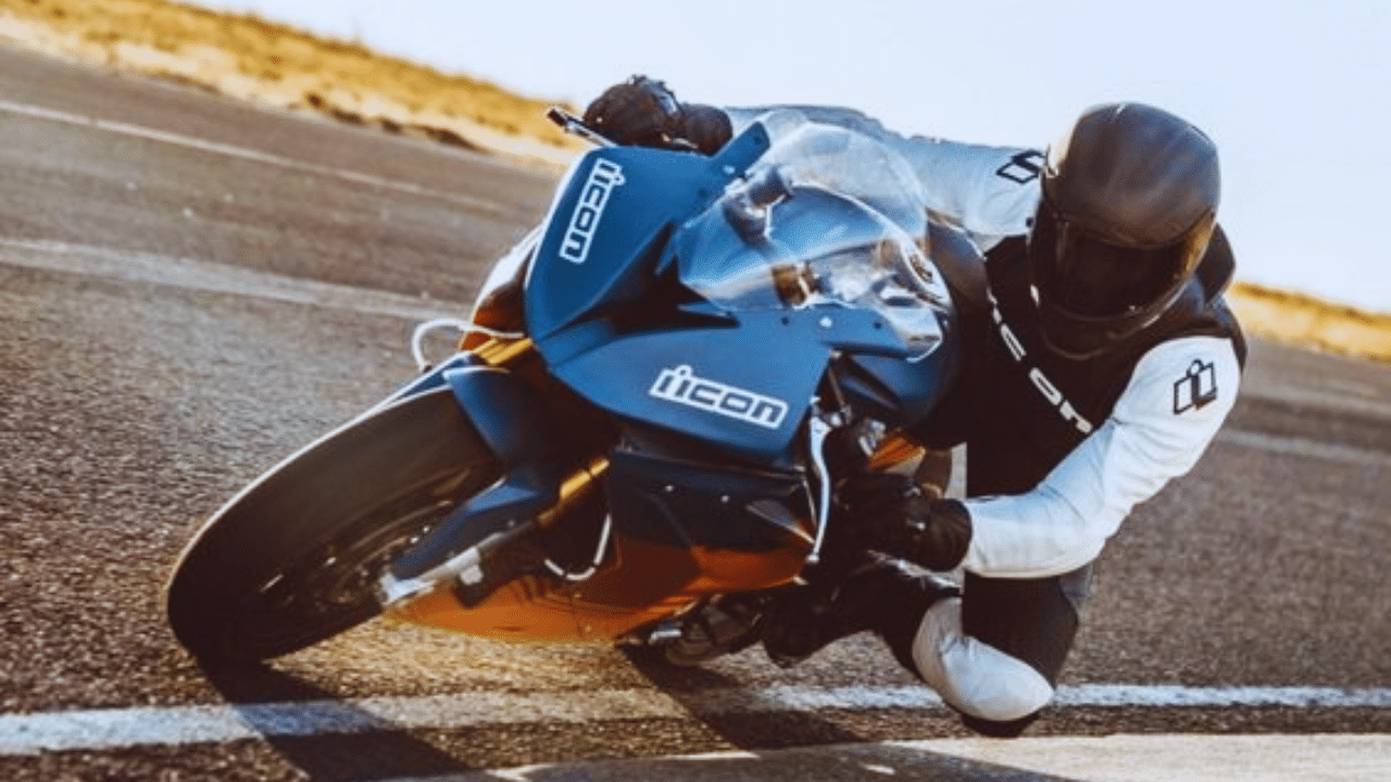 Racing Gear Essentials: Choose the Best for Victory | Alpha Racing